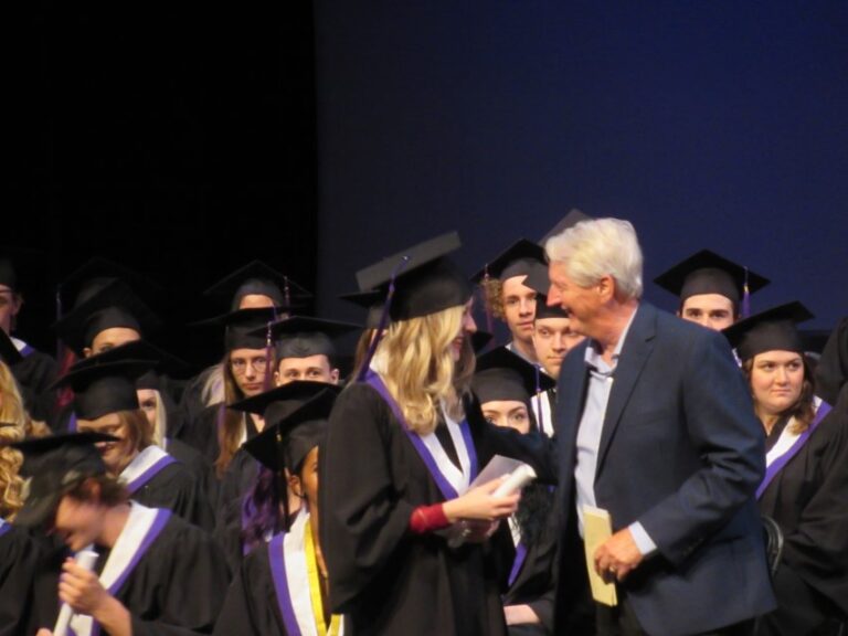 Frederick Banting Secondary Alternate Program celebrates 2023 graduates ...