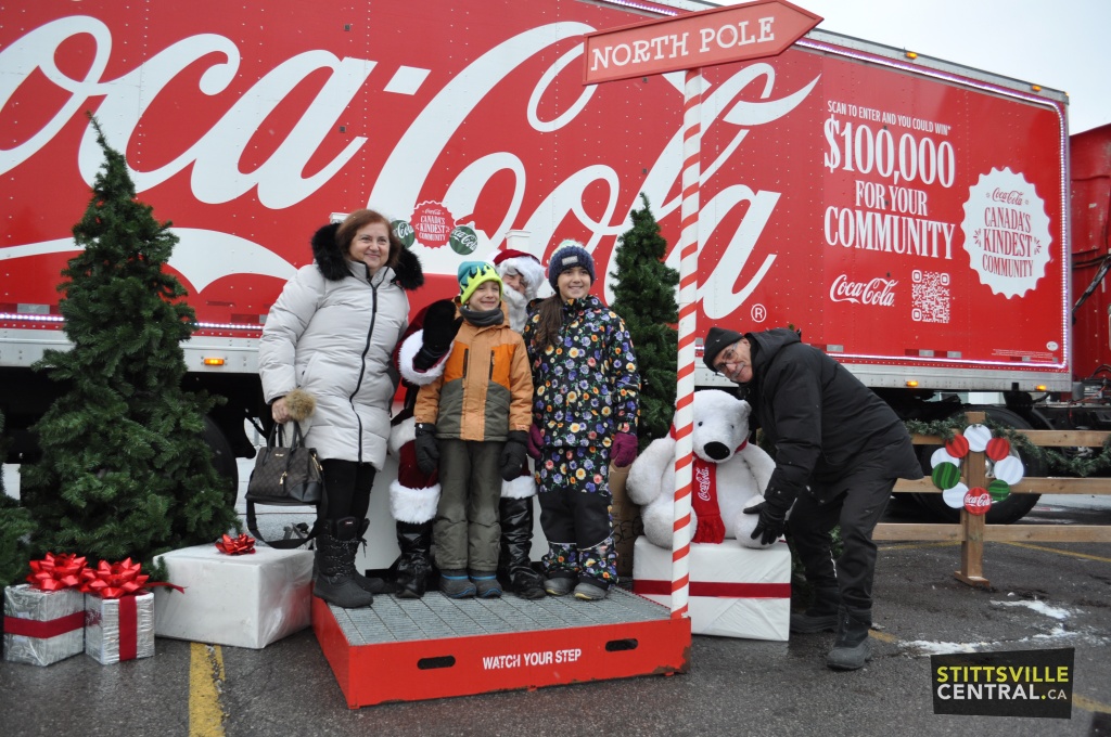 Parade of Lights lights up the festive season and Coca-Cola Santa ...